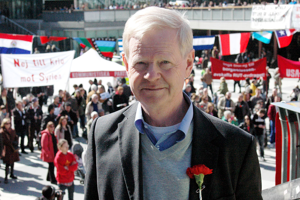 Ett försök att ärerädda Stalin – Internationalen